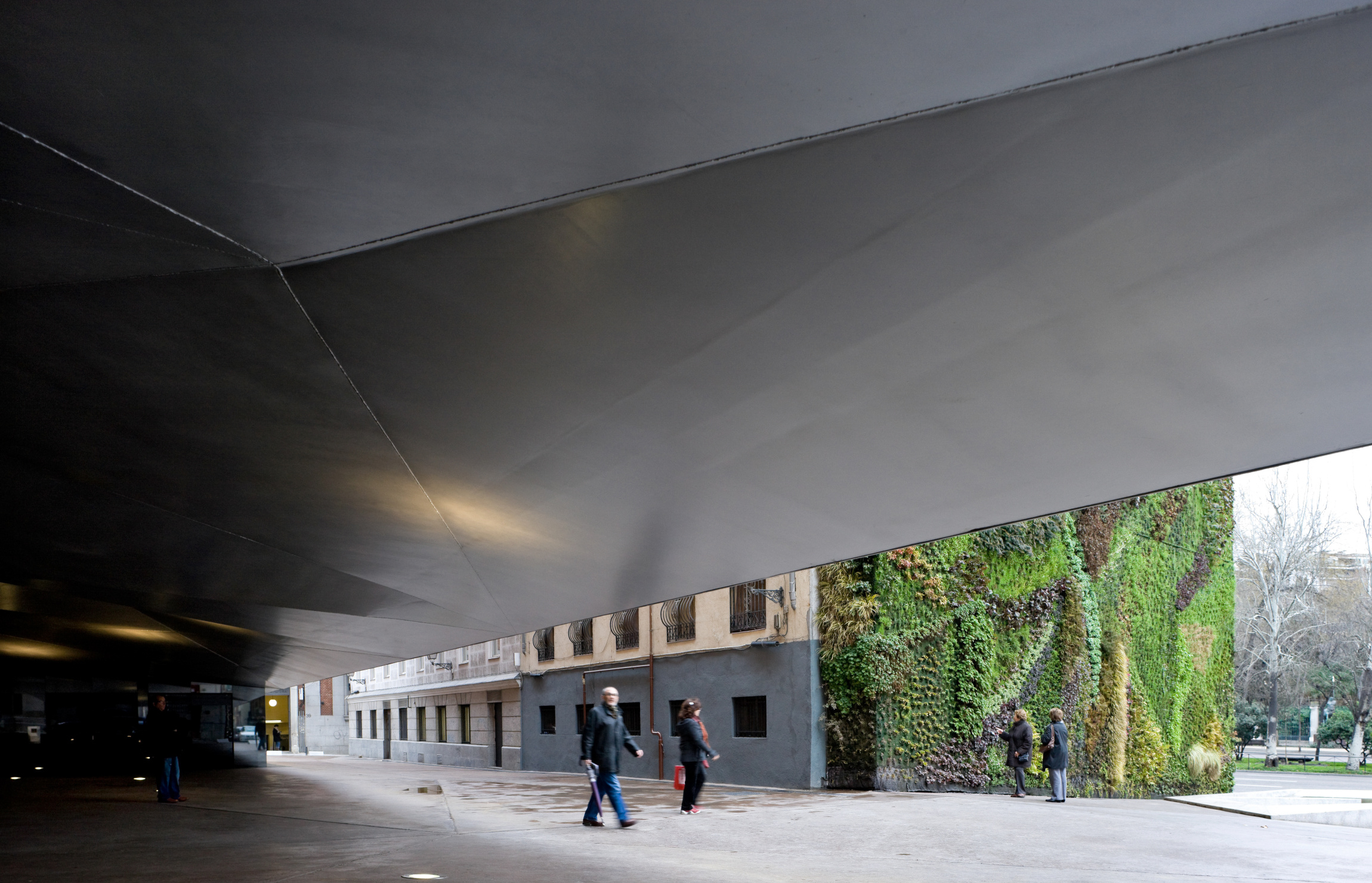 Muro Verde Herzog Y De Meuron Madrid HERZOG & DE MEURON, Duccio