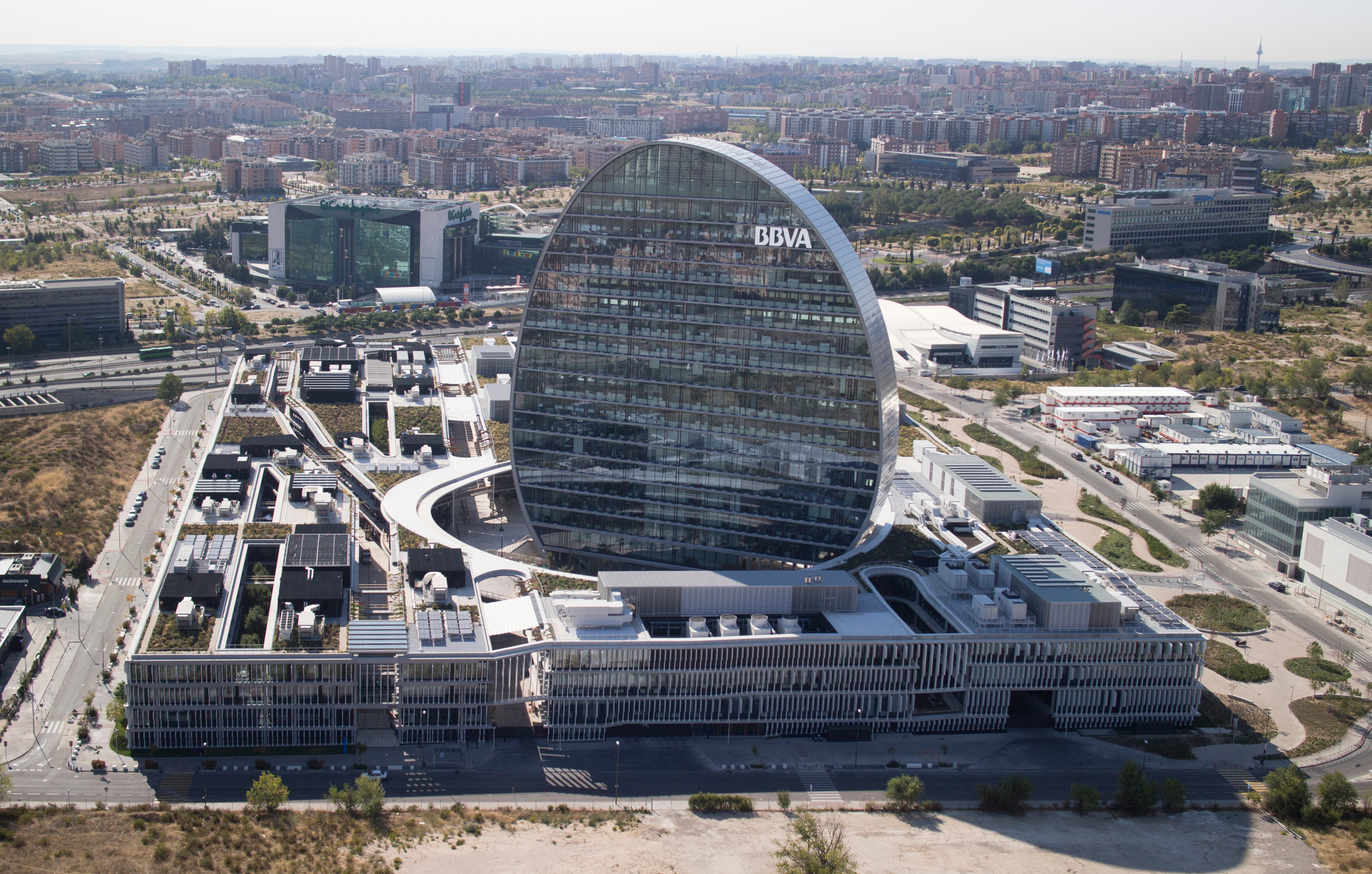 324 New Headquarters for BBVA – Herzog & de Meuron
